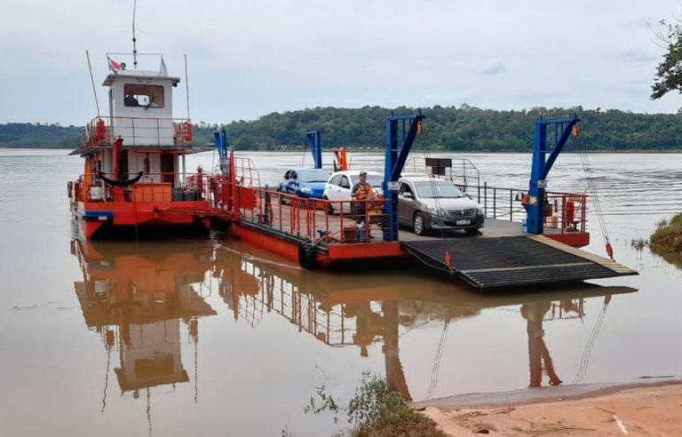 Se reanudó el servicio de balsa en Corpus | EL TERRITORIO noticias de ...