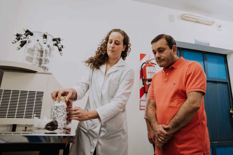 Se inauguró BioLab, primer laboratorio provincial destinado a la ...