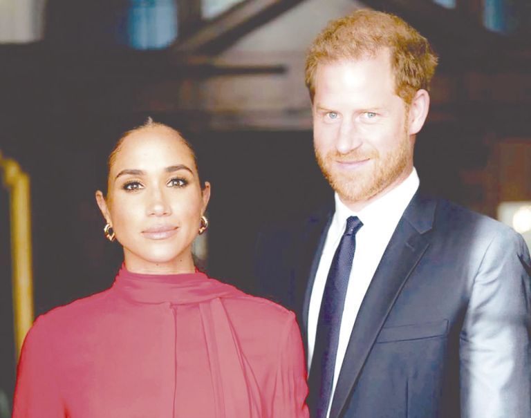 Entre llantos y peleas, el príncipe Harry y Meghan estrenan documental | El Territorio